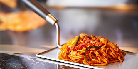 W大阪「鉄板焼 MYDO」で五感で楽しむ食の旅を。